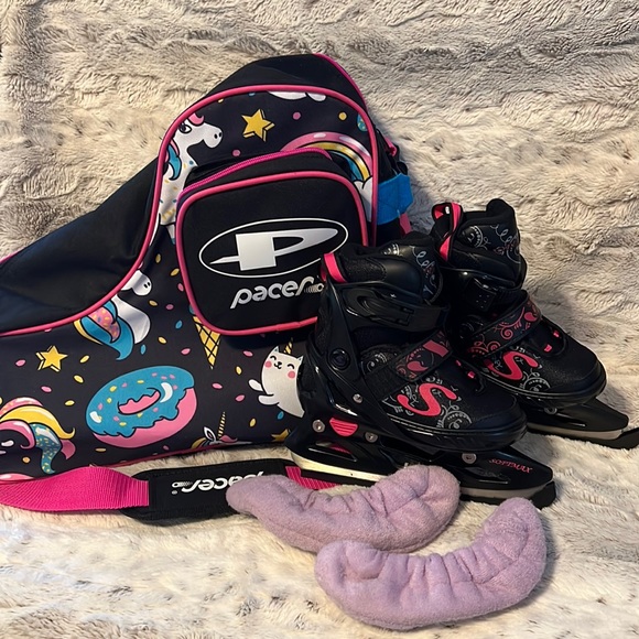 Shoes | Little Girl Nwot Ice Skates Skates Carrier And Skate Guard ...